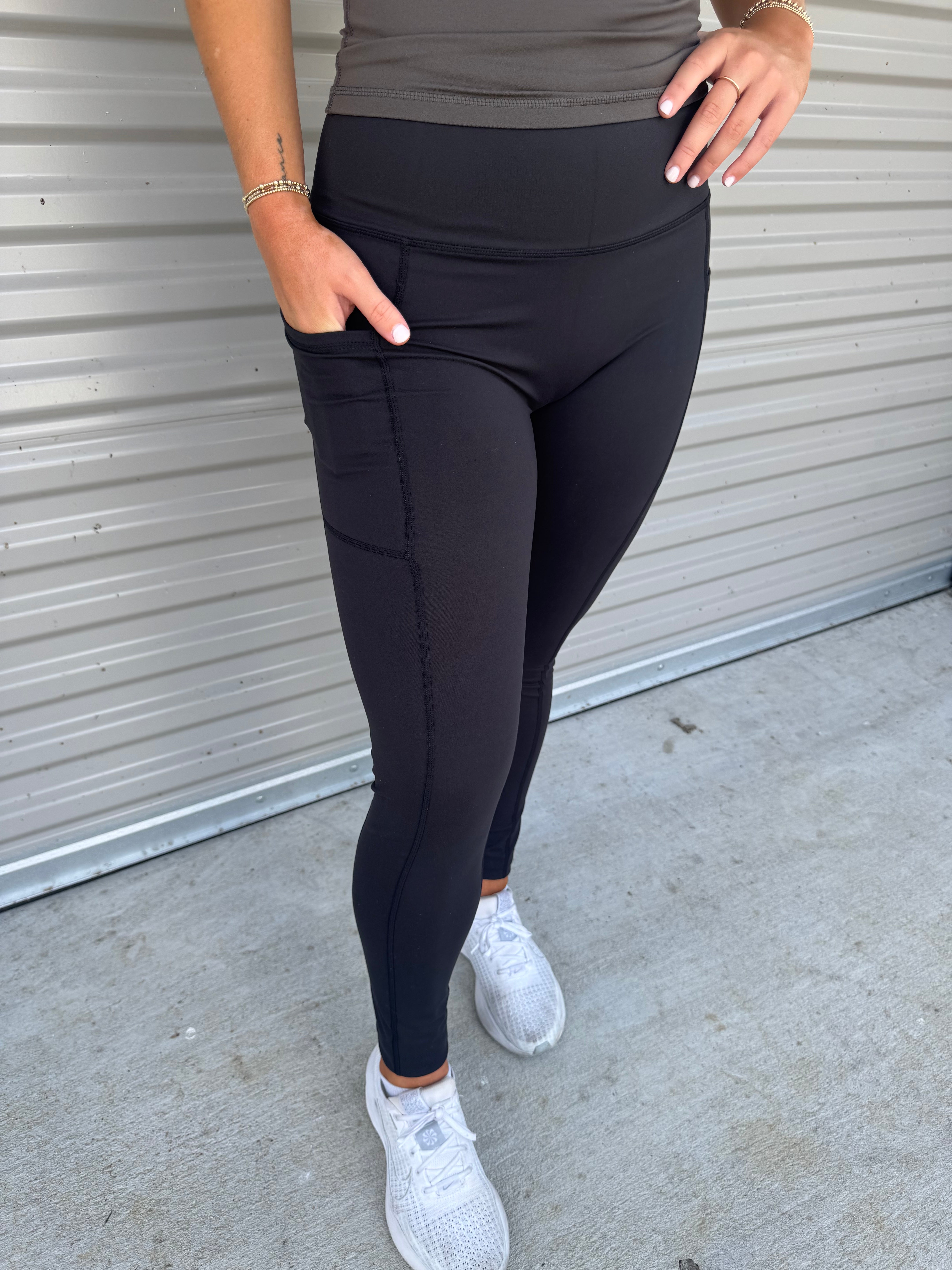 Shop Bottoms – BB Fit Boutique & Hannah's Dancewear